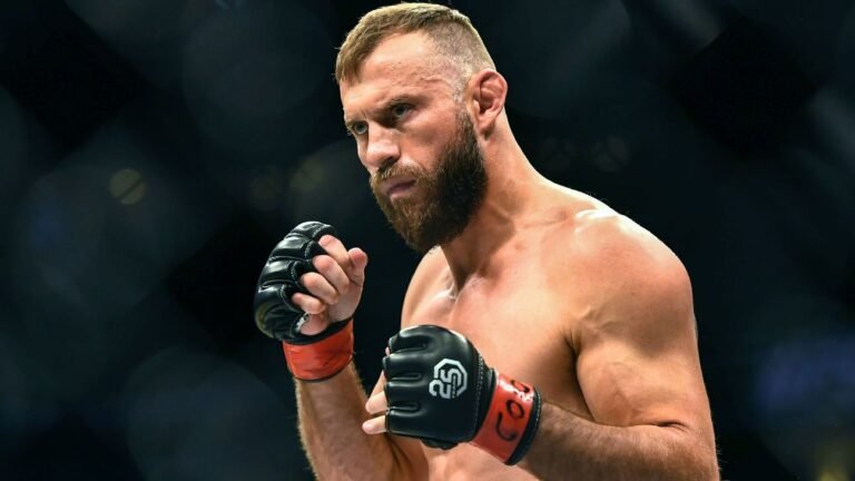 Top 10 UFC Fighters with the Most Fights in UFC History - Sidekick Boxing