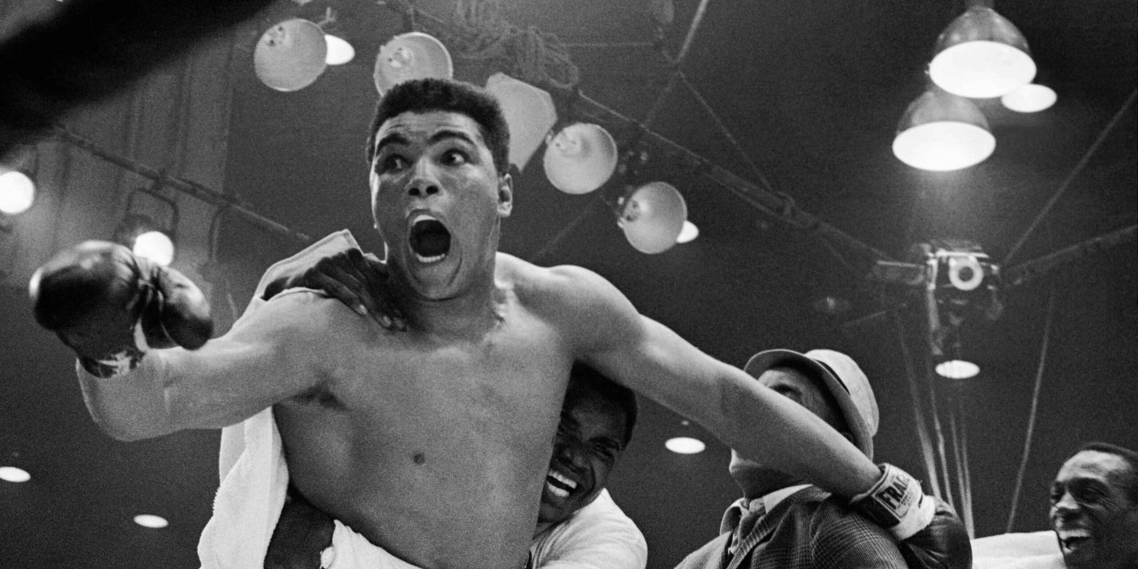 Muhammad Ali Vietnam War Draft Card Set to Auction for Estimated $5 ...